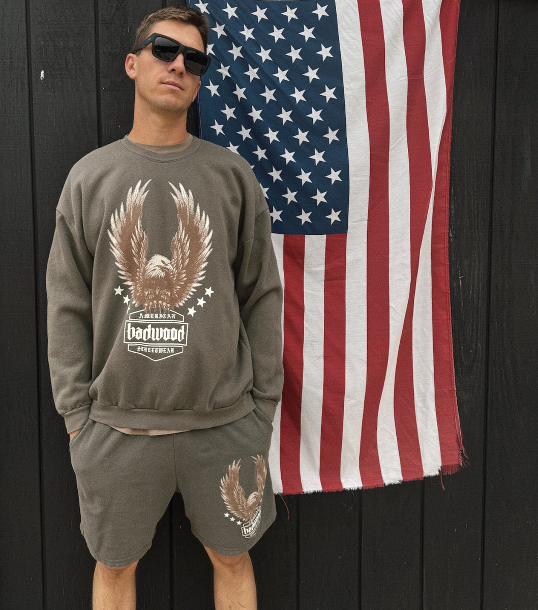 "AMERICAN STREETWEAR" CREWNECK – Badwood