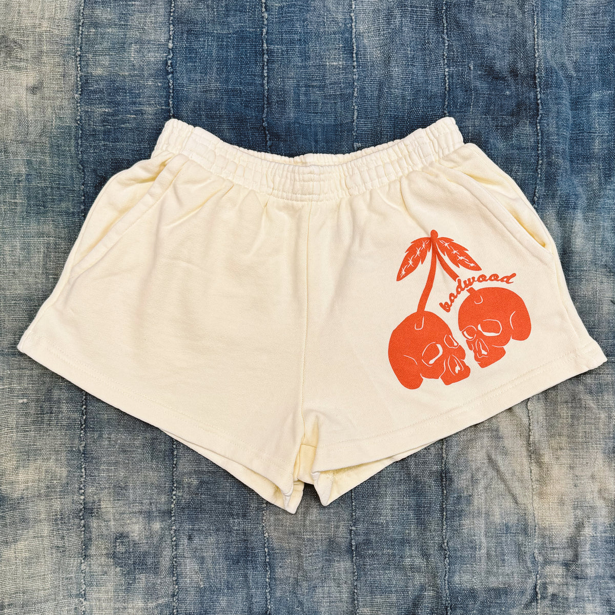 "CHERRY" SHORTS in CREAM – Badwood